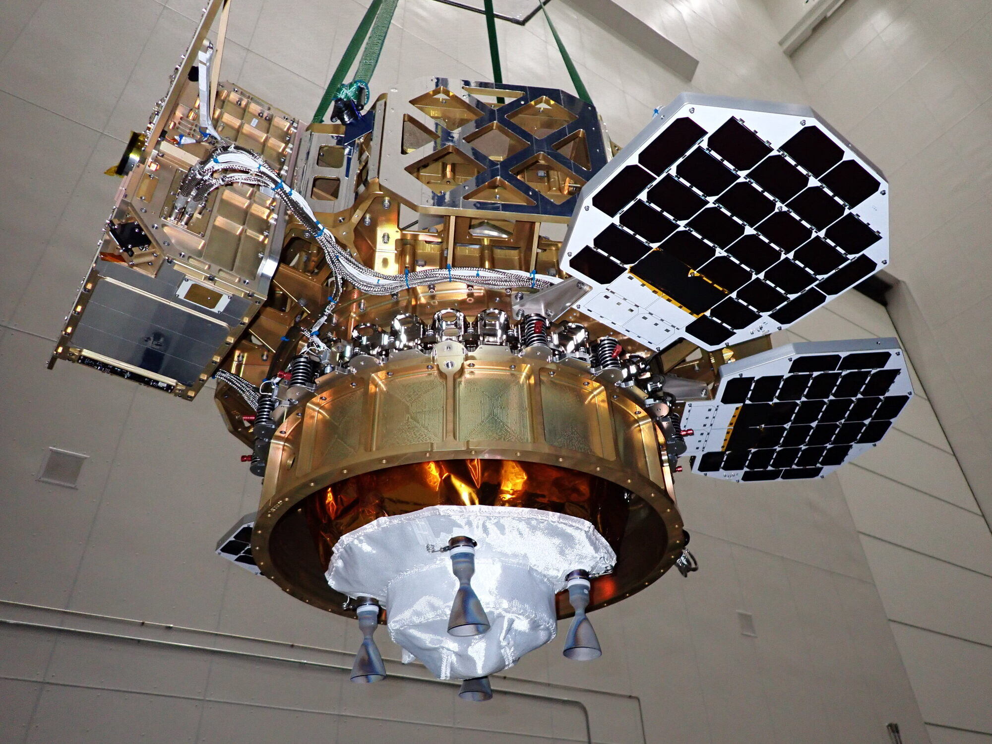 Halcyon Avant Performs 700km Maneuver for Orbit Transfer Vehicle